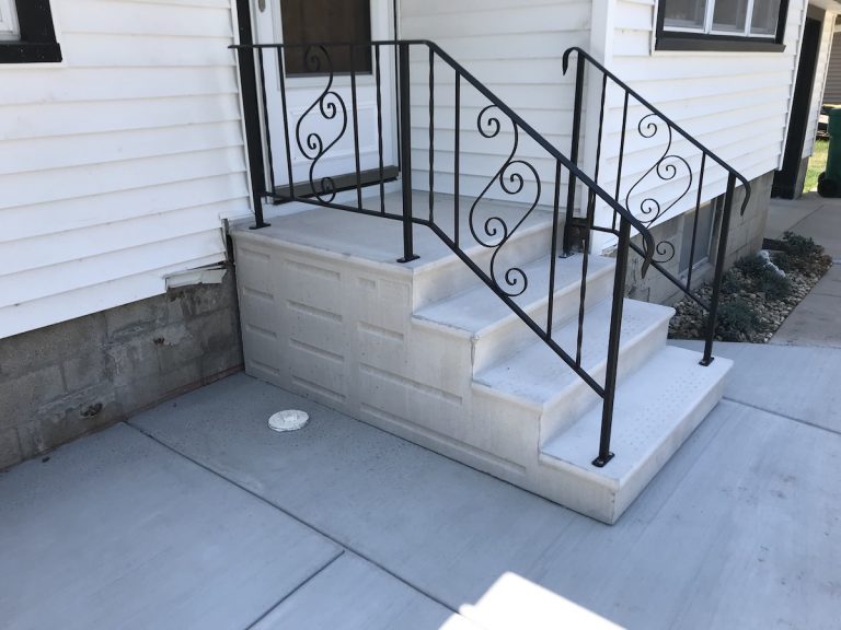 Precast Concrete Steps in Chicago, IL – Unit Step Company